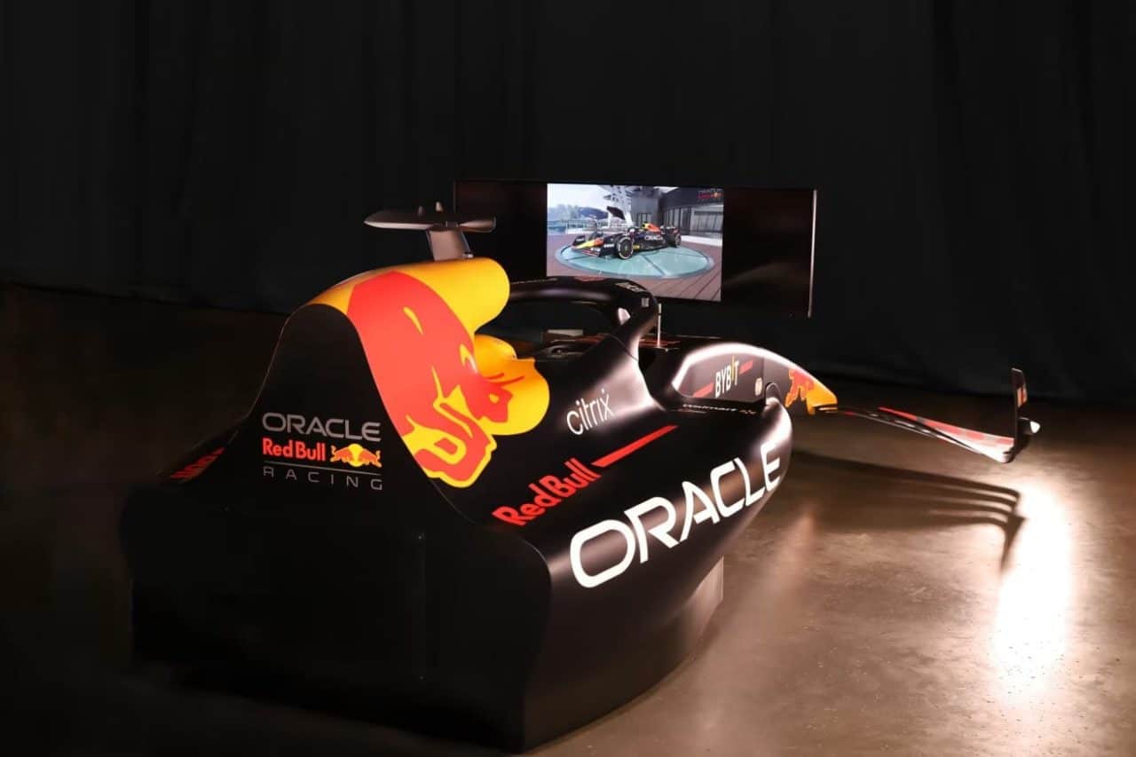 Red Bull dévoile le Setup Simracing RB18 : Son prix va vous laisser ...